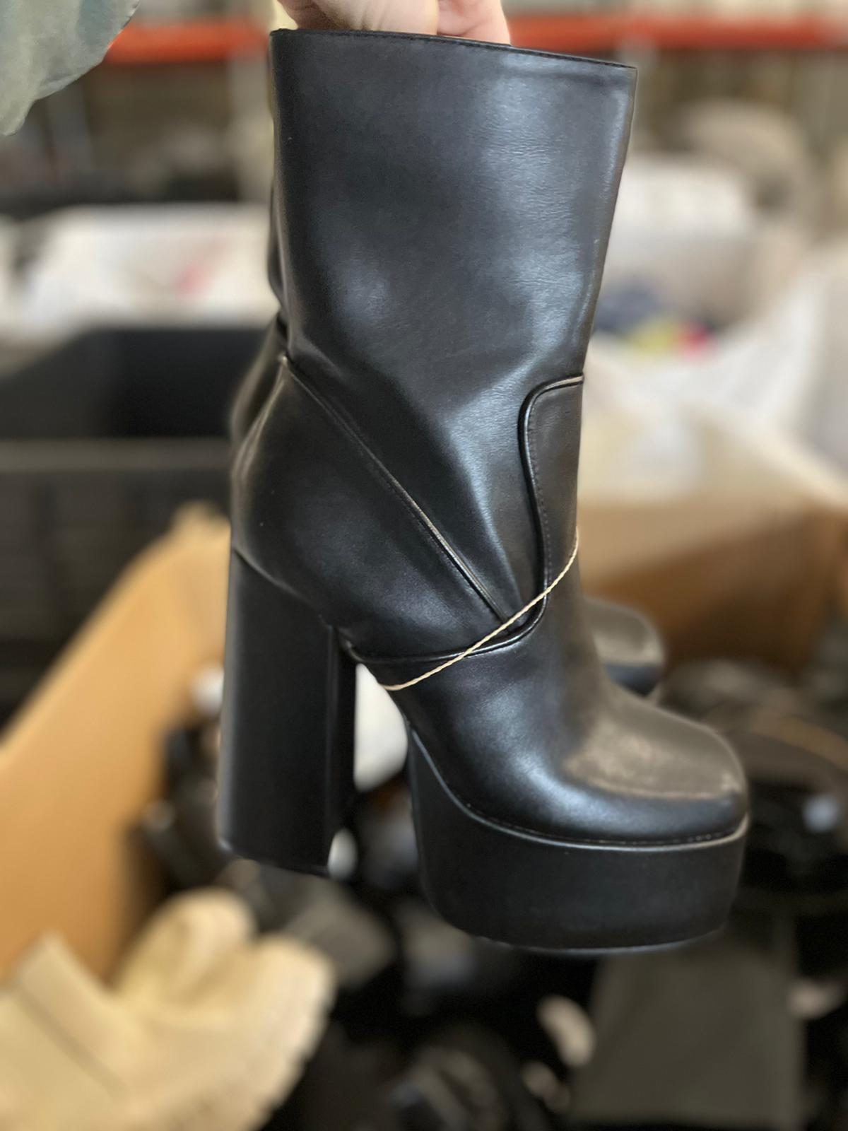 Pretty Little Thing shoes - KRESKAT